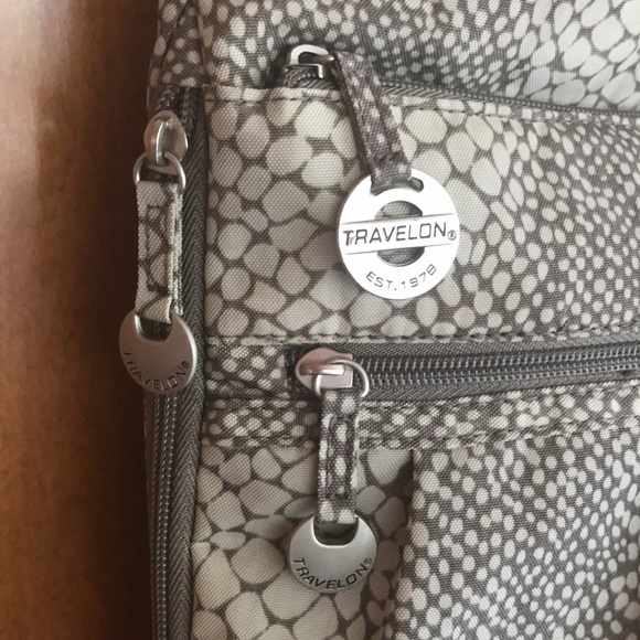 Travelon | Bags | Travelon Ultimate Travel Bag Like New | Poshmark